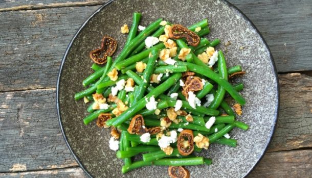 Bean, Walnut and Fig Salad | Dietitian Approved| The Biting Truth